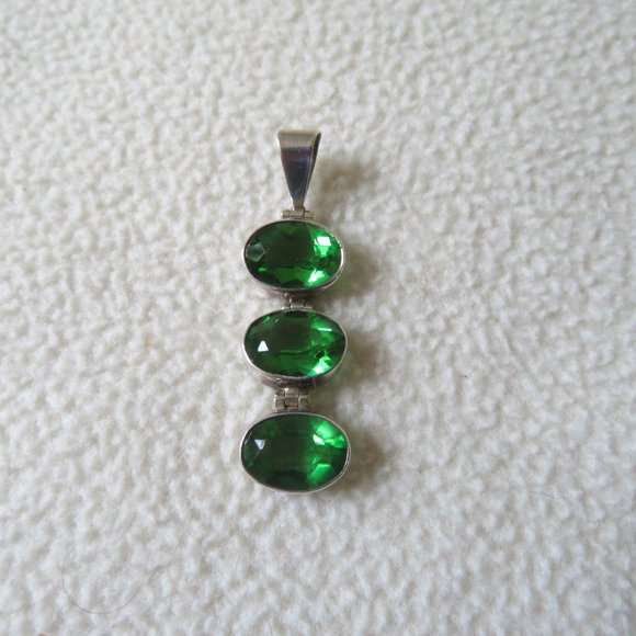 Jewelry | Green Stone Pendant | Poshmark
